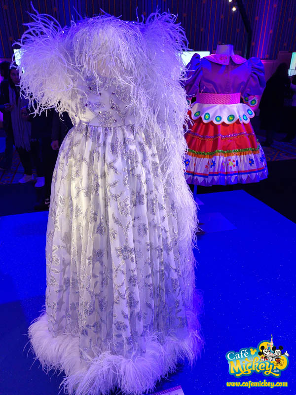 Cast Member Exclusive: Minnie Mouse Tentoonstelling - Café Mickey